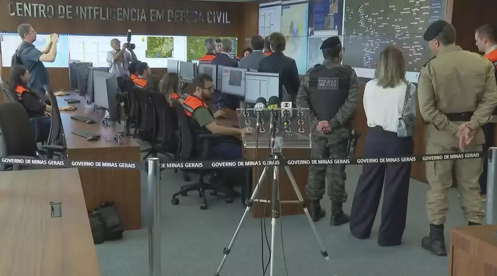 Defesa Civil inaugura centro de inteligência para gestão de riscos e ...